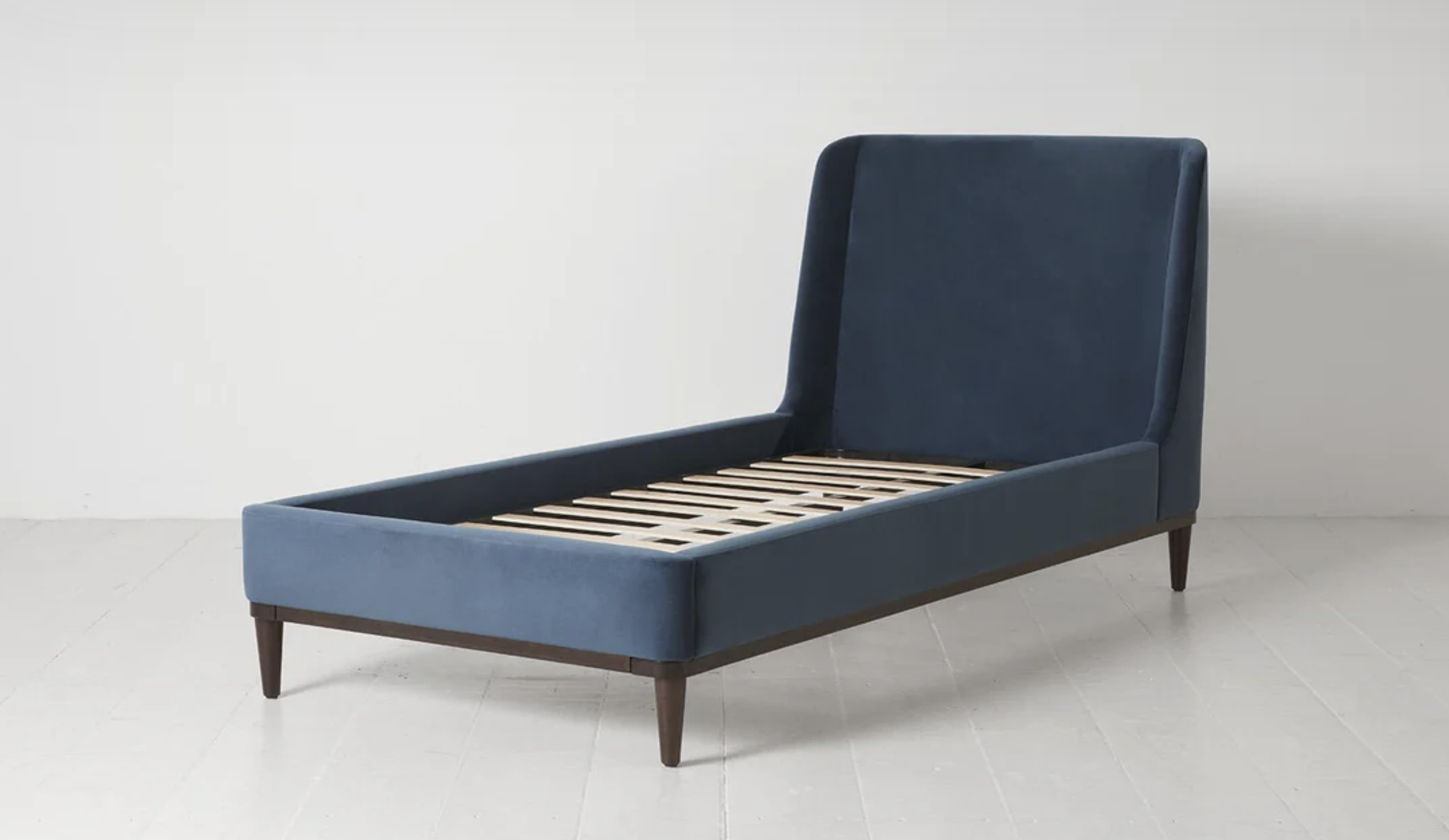Single Size Velvet Bed - Rent – Zenkki